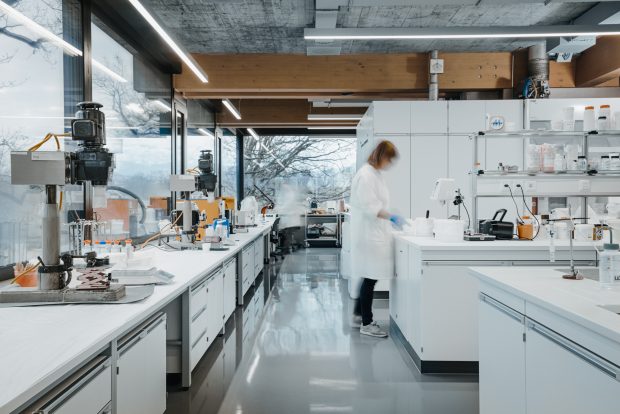 Collano - the adhesive manufacturer in Switzerland